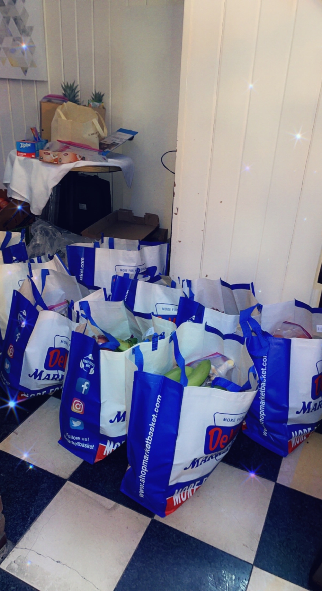 UBCA -Gives back to 10 families in the community during the holiday ...